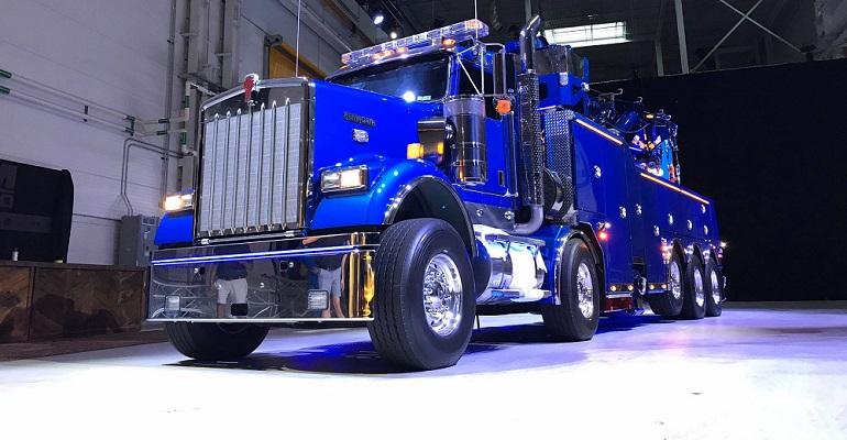 Miller Industries unveils massive 100-ton rolling rotator | Trailer ...
